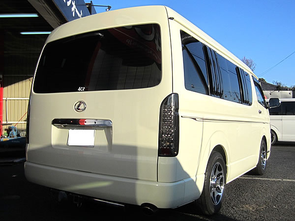 ハイエースW 2700G DX 4WD パワースライドドア装着車 ナビ＆リアモニター他、装備充実 お買い得車！ - 4CS（フォーシーズ）